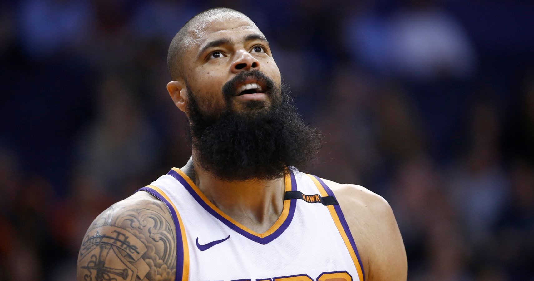 Tyson Chandler Officially Signs With Lakers After Suns Buyout